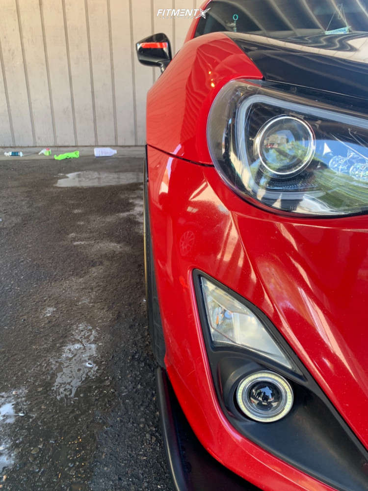 2013 Scion FR-S Base with 18x8.5 Option Lab R716 and Federal 235x45 on ...