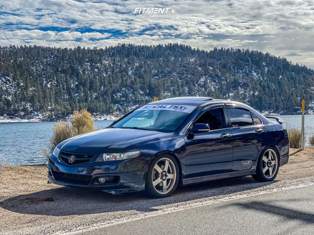 2006 Acura TSX Base with 18x7.5 Racing Hart Evolution C5 and Federal ...