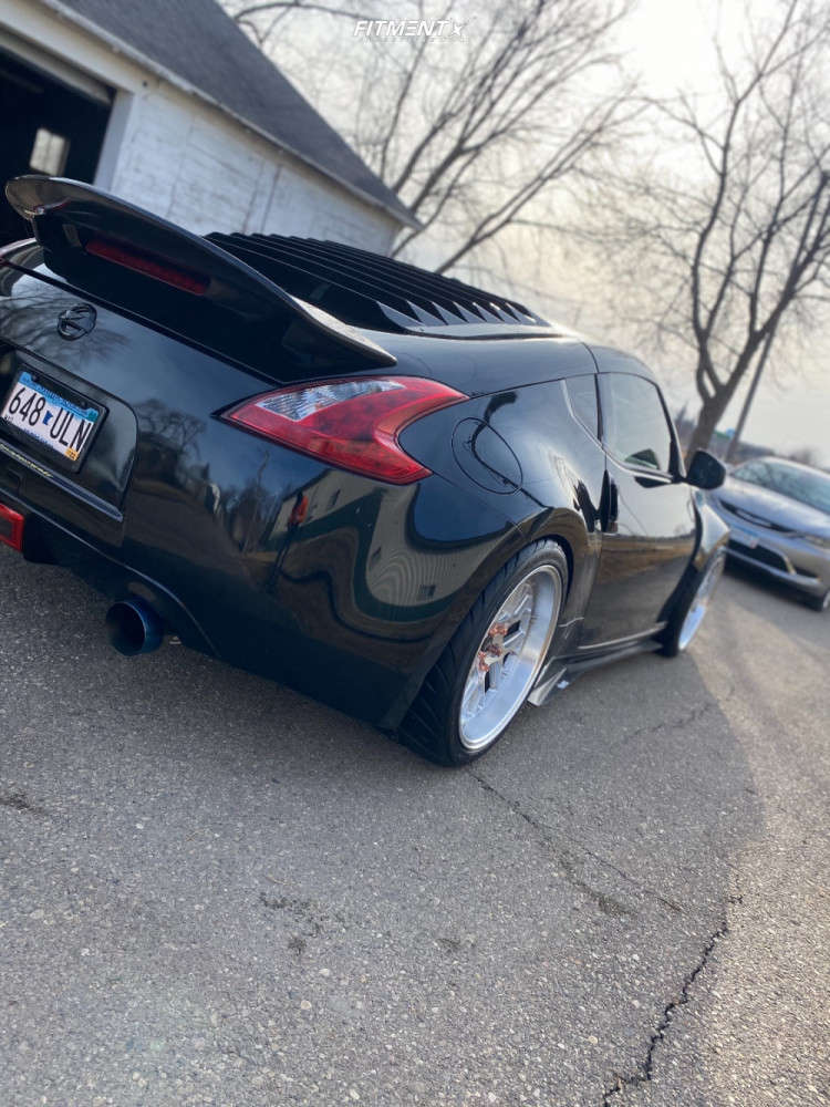 2009 Nissan 370Z Touring with 19x9.5 ESR Cs11 and Federal 255x35 on Air ...