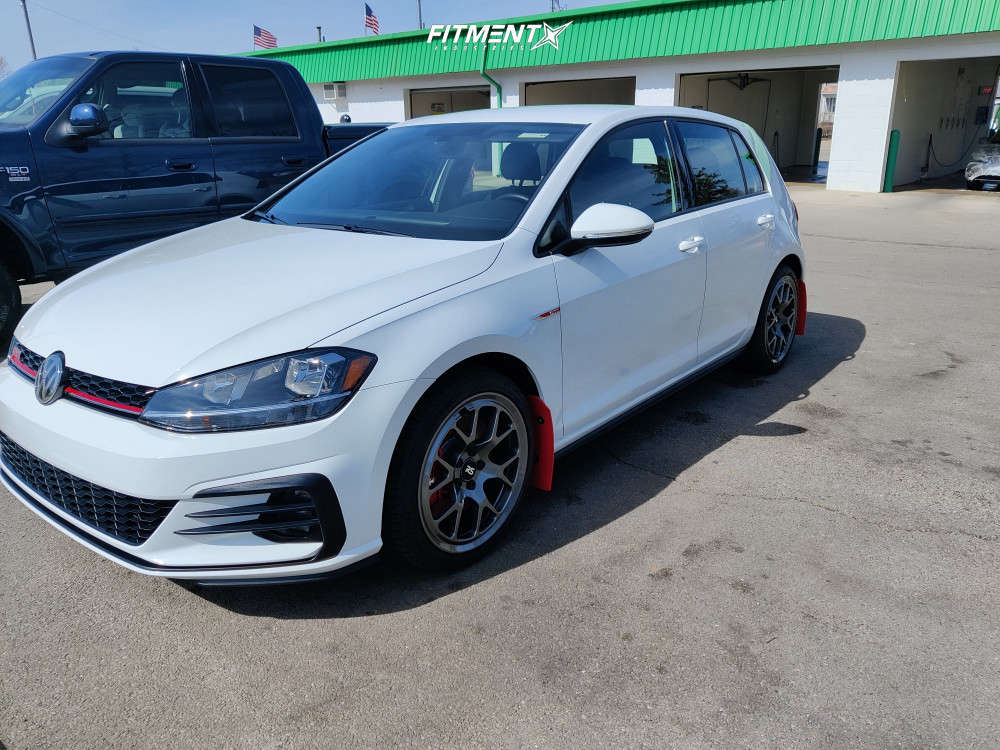 Neuspeed RSe122 18x8.5 45 Gunmetal | 88.122.17GG | Fitment Industries