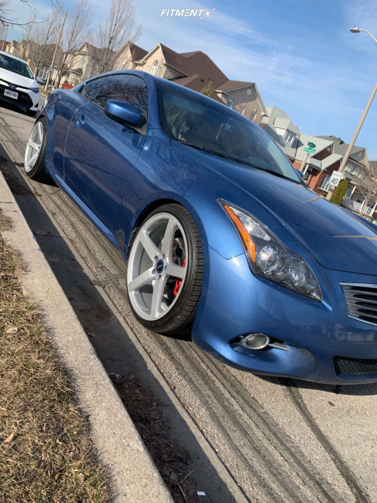 2013 INFINITI G37 X with 20x9.5 Vossen Cv3r and Falken 235x35 on ...