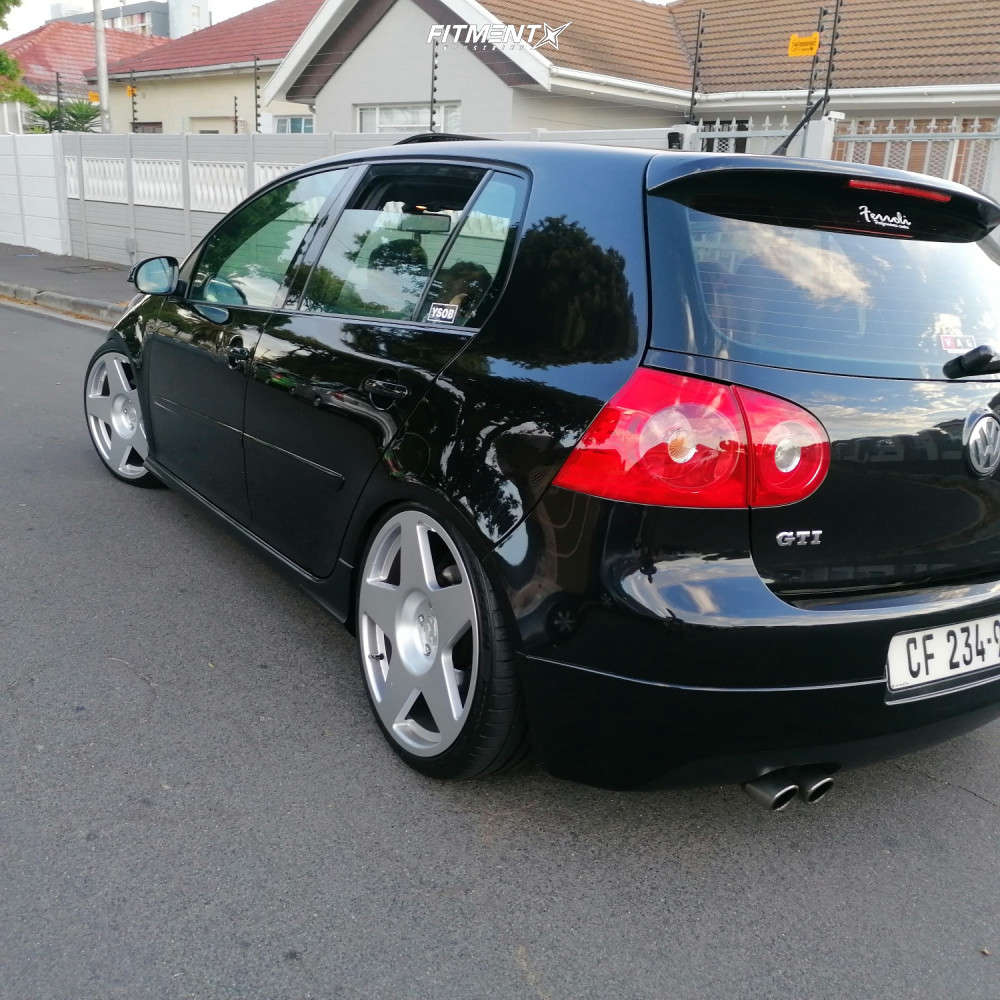 2007 Volkswagen GTI Base with 19x9 Fifteen52 Tarmacs and Windforce ...