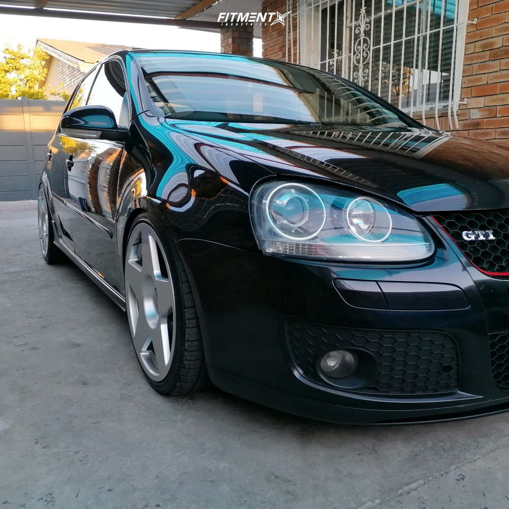 2007 Volkswagen GTI Base with 19x9 Fifteen52 Tarmacs and Windforce ...