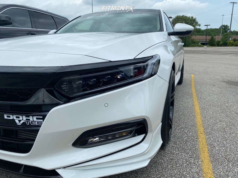 2018 Honda Accord Touring with 20x10 Verde Parallax and Nexen 255x35 on ...