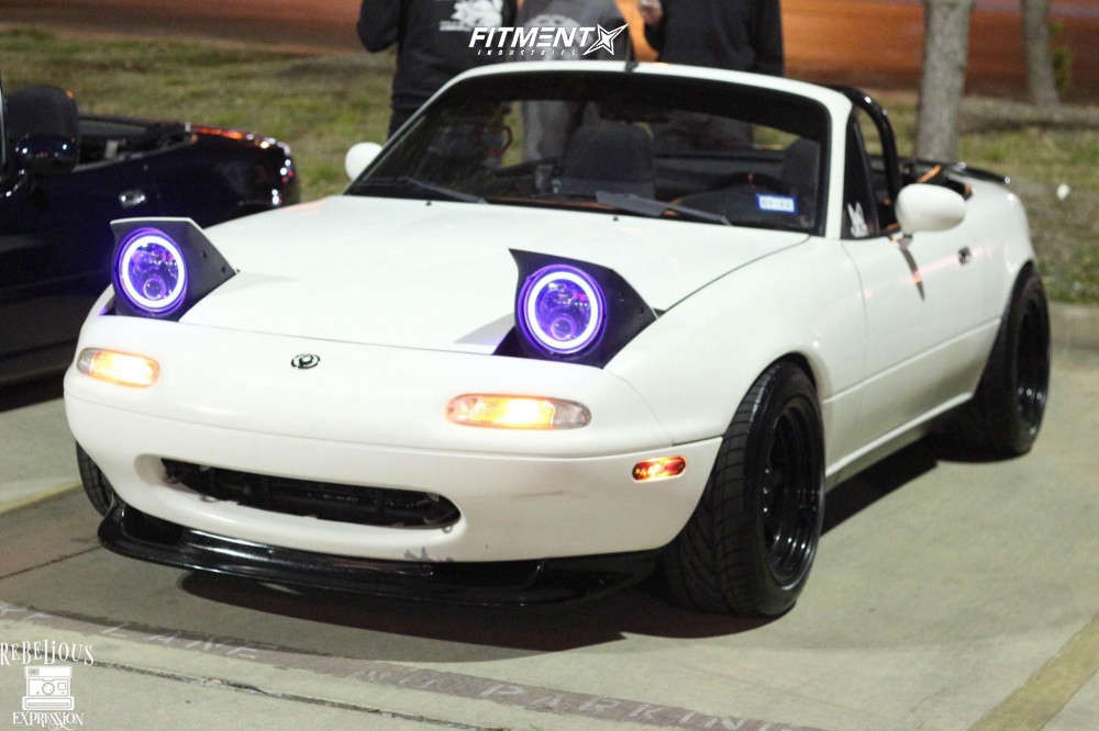 1996 Mazda MX-5 Miata Base with 15x8 MST Time Attack and Dunlop 205x50 ...