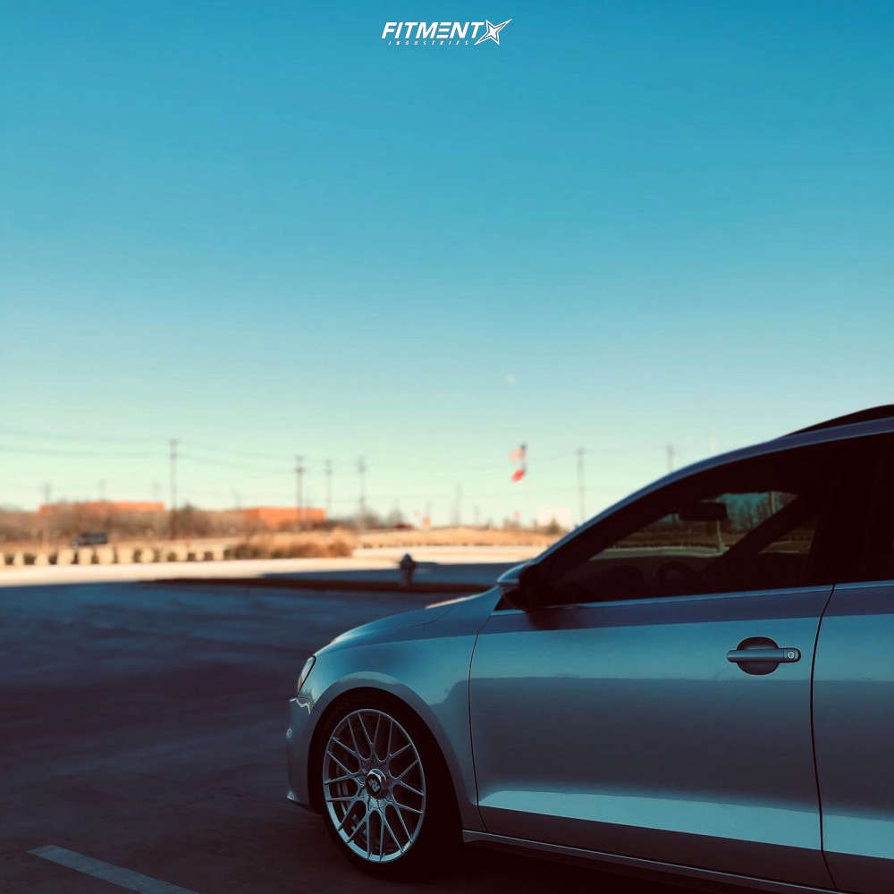 2014 Volkswagen Jetta GLI with 18x8.5 Rotiform Rse and Yokohama 235x40 ...
