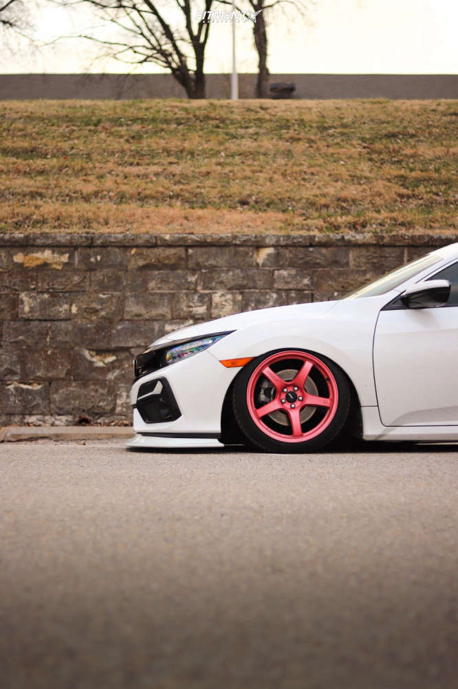 2020 Honda Civic Si with 18x9.5 Rays Engineering 57cr and Continental ...