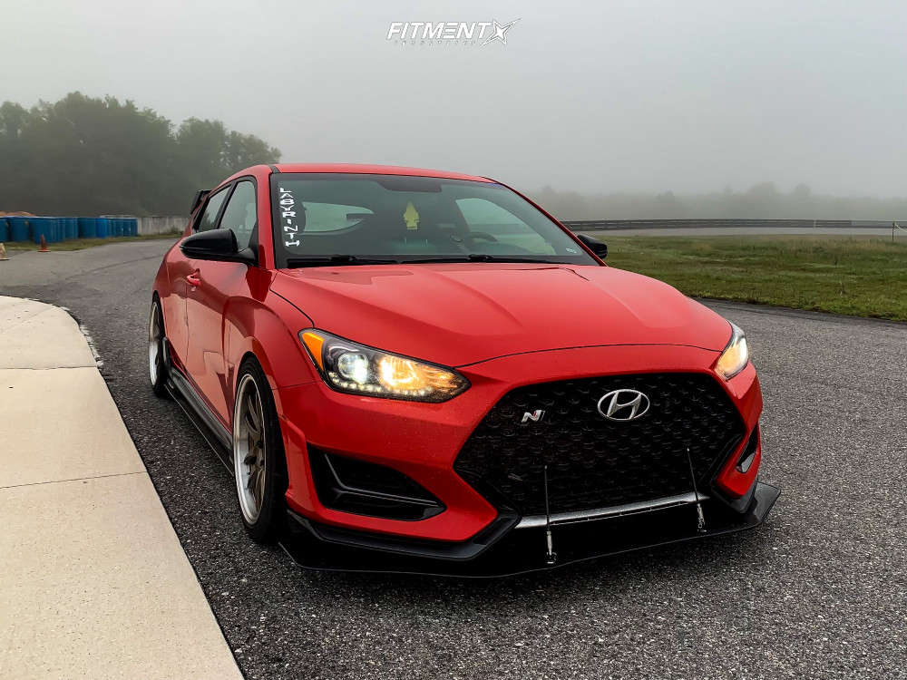 2019 Hyundai Veloster N Base with 18x8.5 Aodhan Ds02 and Falken 225x40 ...