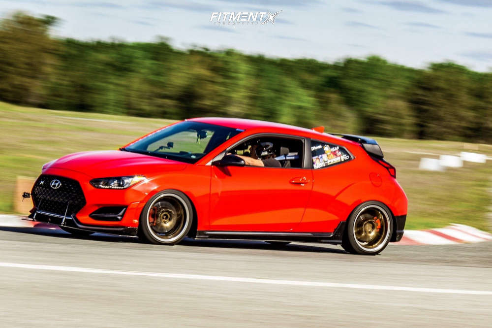 2019 Hyundai Veloster N Base with 18x8.5 Aodhan Ds02 and Falken 225x40 ...