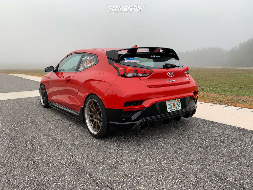 2019 Hyundai Veloster N Base with 18x8.5 Aodhan Ds02 and Falken 225x40 ...