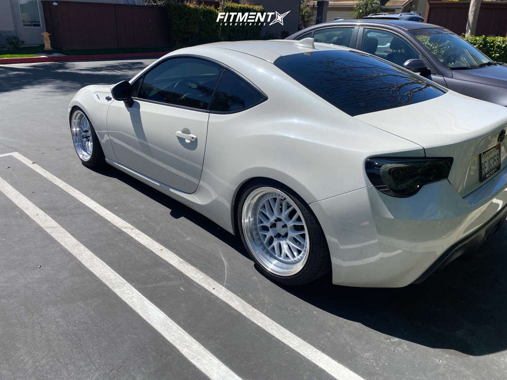 2015 Scion FR-S Base with 18x9.5 ESR Sr01 and Federal 235x40 on ...