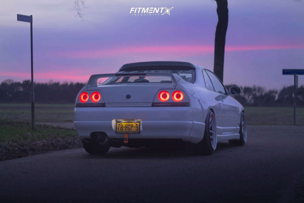 1995 Nissan Skyline R33 Base with 18x9.5 Revolve Apvd No 1219 and ...