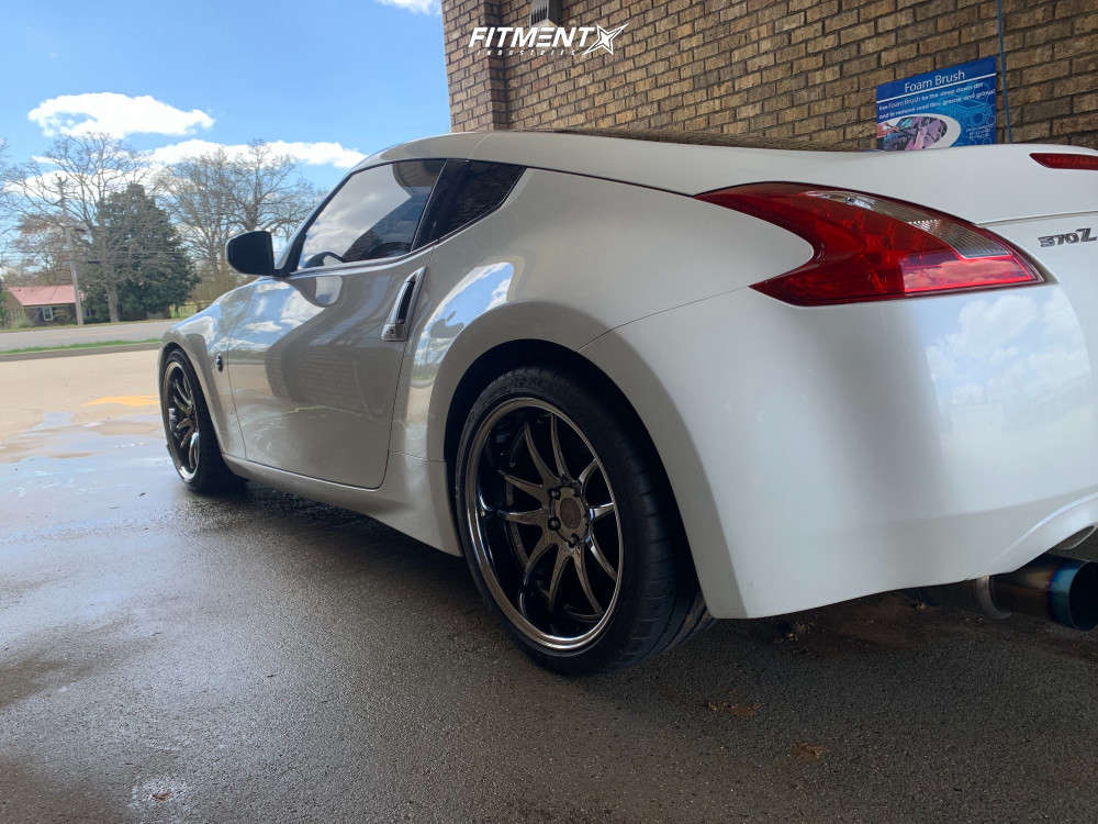2015 Nissan 370Z Base with 19x9.5 Aodhan Ds02 and Michelin 255x35 on ...