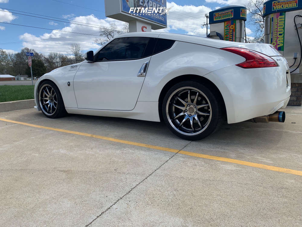 2015 Nissan 370Z Base with 19x9.5 Aodhan Ds02 and Michelin 255x35 on ...