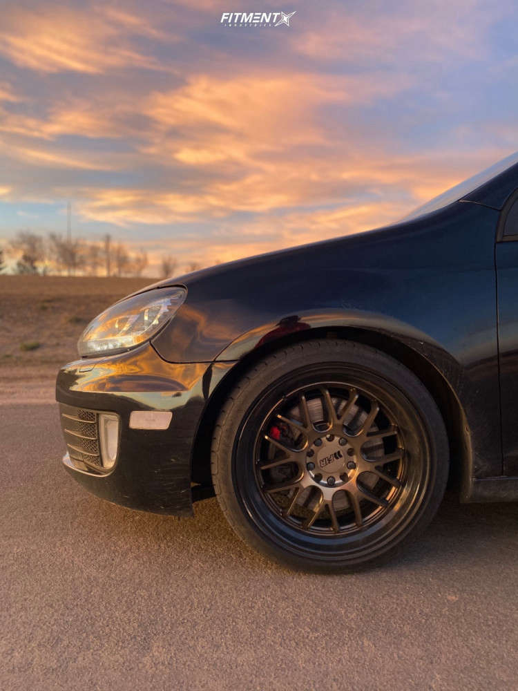 2012 Volkswagen GTI Base with 18x8.5 F1R F21 and Federal 225x35 on ...