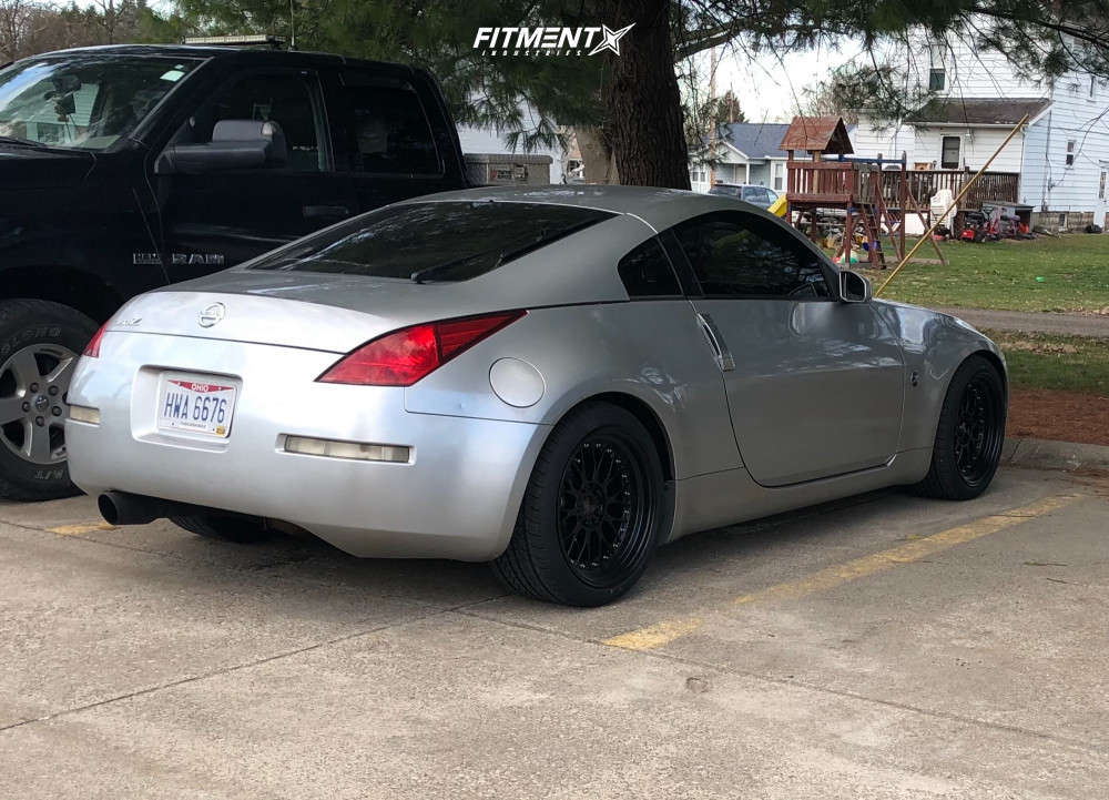 2004 Nissan 350Z 2dr Coupe (3.5L 6cyl 6M) with 18x10 XXR 521 and Vercelli 275x35 on Coilovers ...