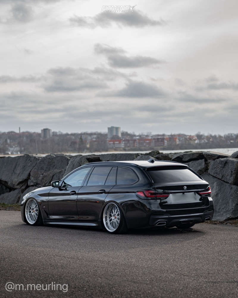 2021 BMW 530e XDrive Base with 20x10 Work Vs Xx and Tracmax 235x30 on ...