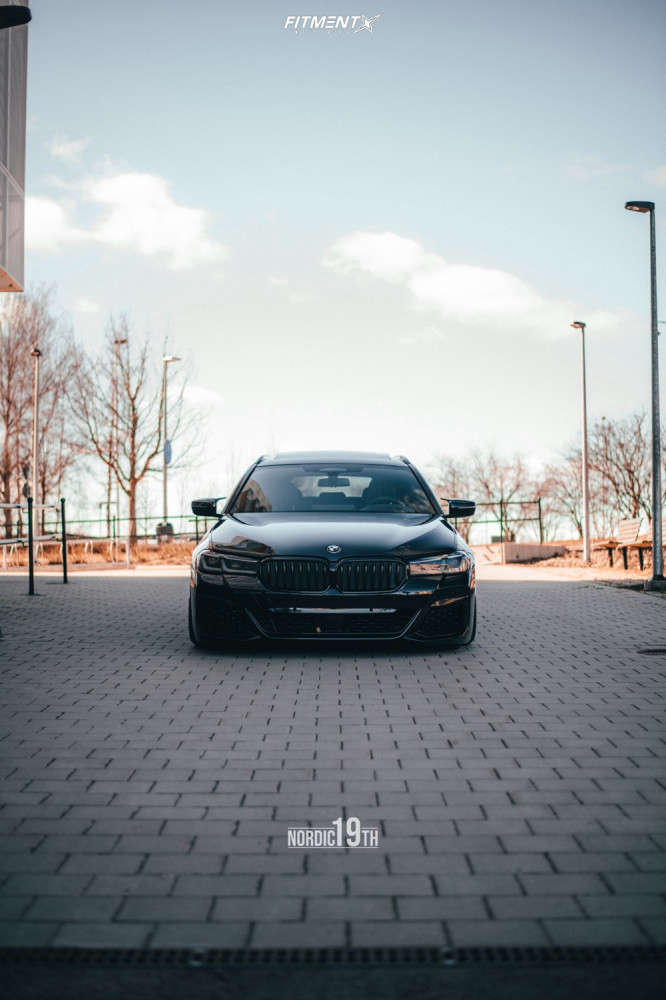 2021 BMW 530e XDrive Base with 20x10 Work Vs Xx and Tracmax 235x30 on ...