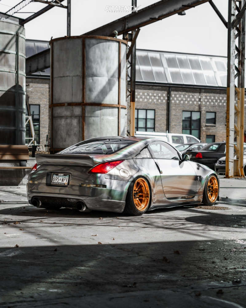 2004 Nissan 350Z Touring with 18x9.5 Cosmis Racing Xt-206r and Michelin ...