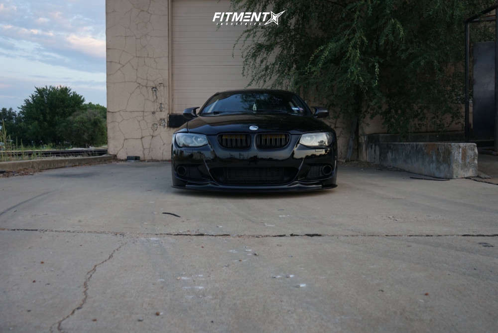 2011 BMW 335i Base with 19x8.5 Rohana Rfx5 and Hankook 225x35 on Air ...