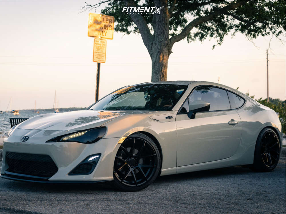 2016 Scion FR-S Base with 18x9.5 AVID1 SL02 and Toyo Tires 245x35 on ...