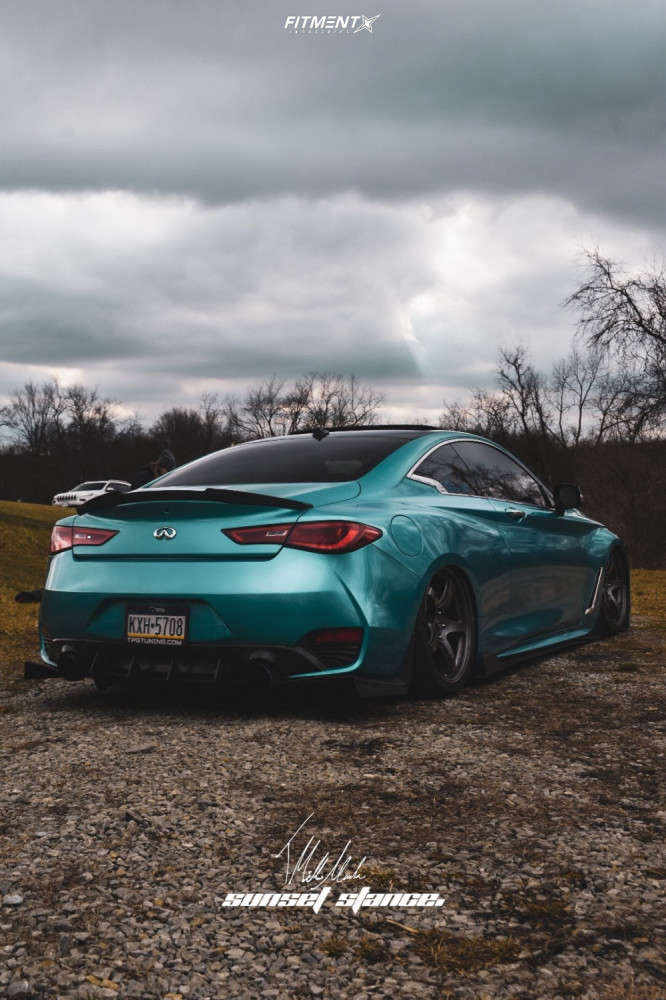 2017 INFINITI Q60 Premium with 19x9.5 Gram Lights 57cr and Hankook ...