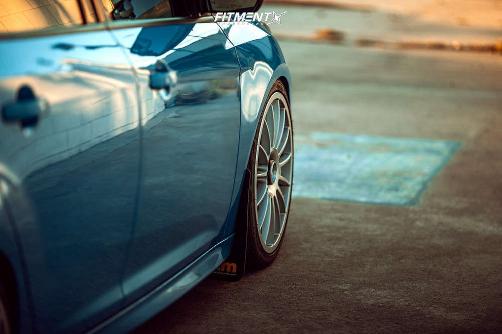 2018 Ford Focus RS with 19x8.5 Fifteen52 Podium and Falken 235x35 on ...