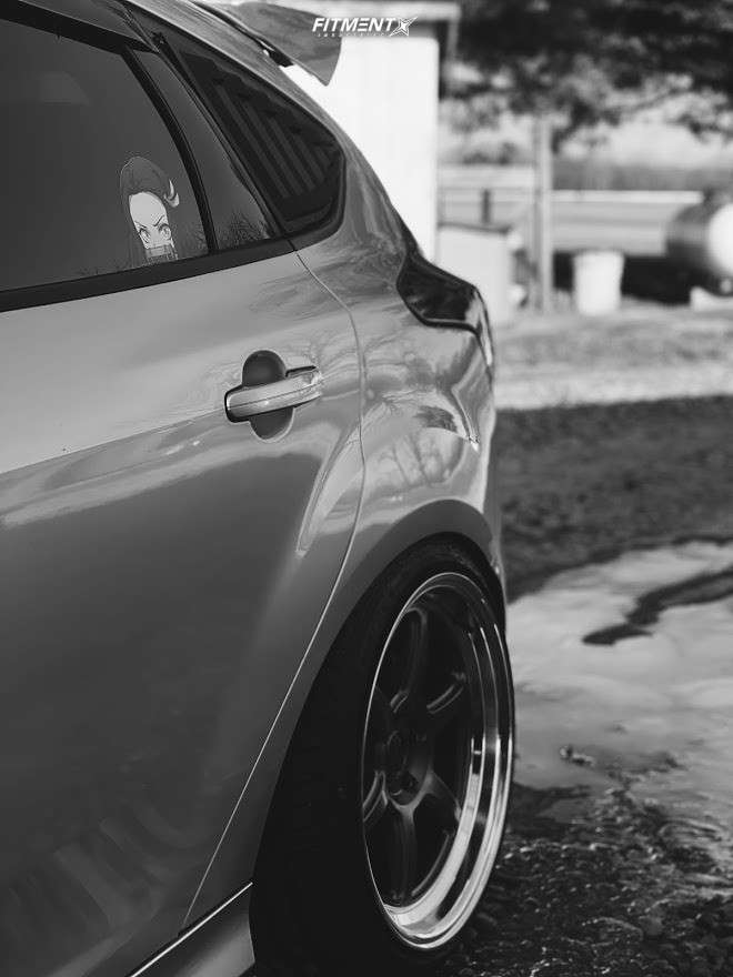2014 Ford Focus ST with 18x9.5 Kansei Roku and Achilles 215x40 on ...