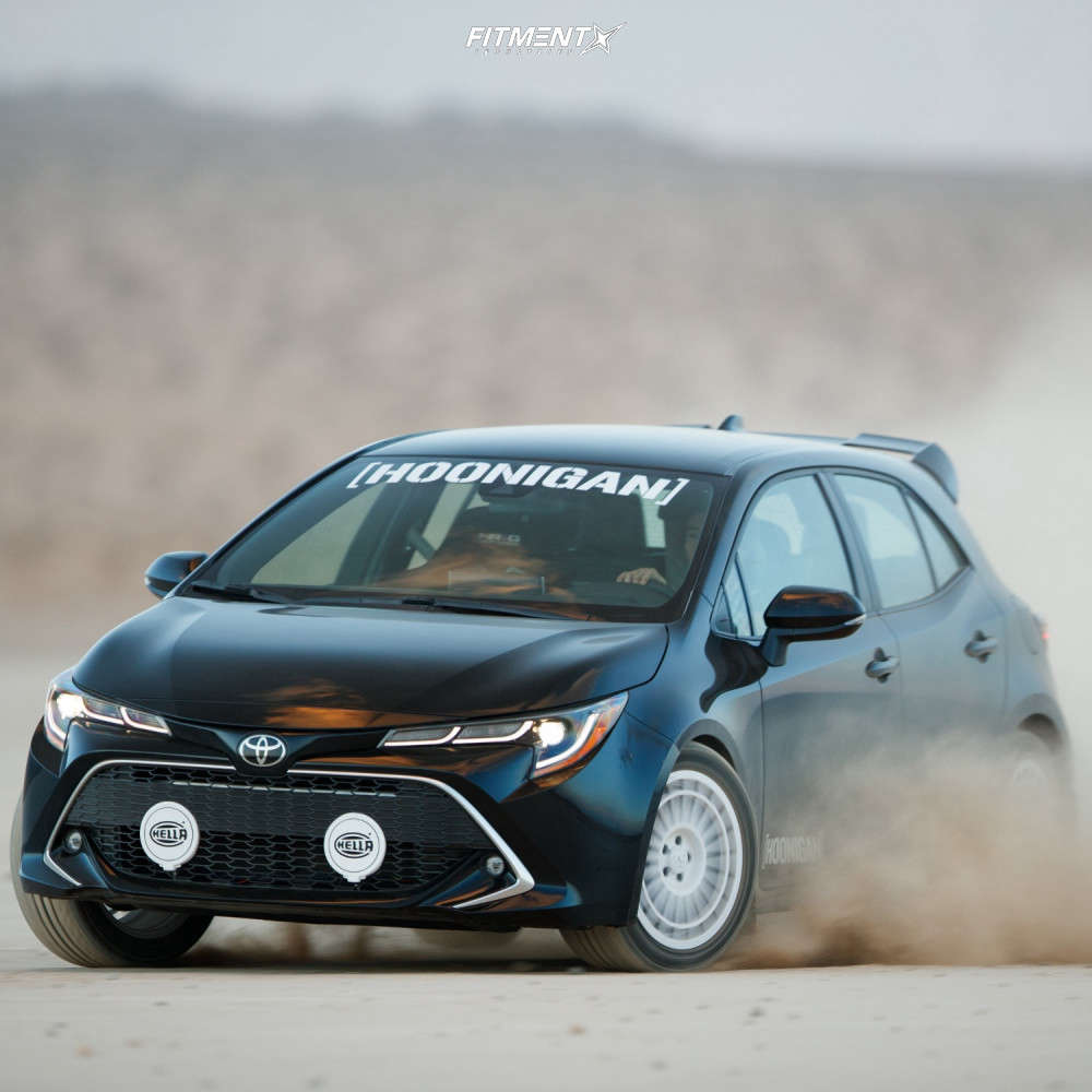 2020 Toyota Corolla SE with 17x7.5 Fifteen52 Integrale and Yokohama ...