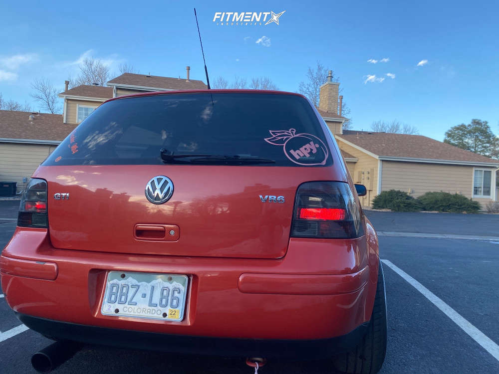 2000 Volkswagen Golf GTI GLX with 18x8.5 WatercooledIND MD1 and ...