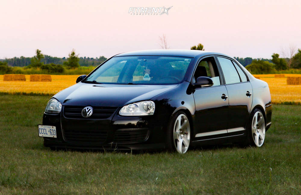 2008 Volkswagen Jetta 2.5 with 18x8.5 Rotiform Tmb and Firestone 215x40 ...