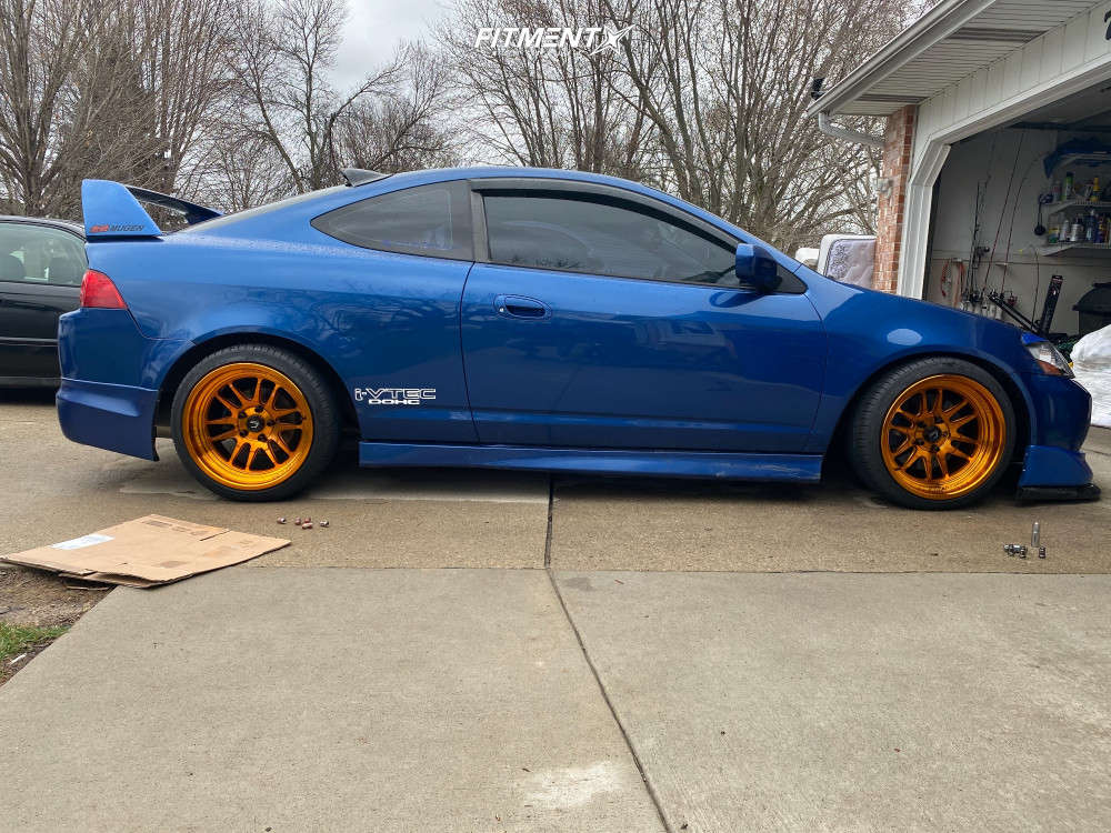 2002 Acura RSX Type-S with 17x9 Cosmis Racing Xt-206r and Achilles ...
