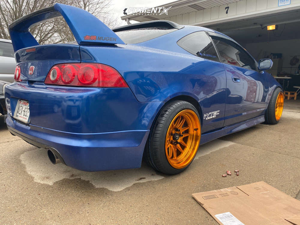 2002 Acura RSX Type-S with 17x9 Cosmis Racing Xt-206r and Achilles ...