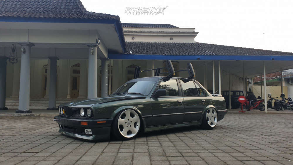 1990 BMW 318i Base with 17x8.5 Antera Model 123 and Accelera 195x40 on ...