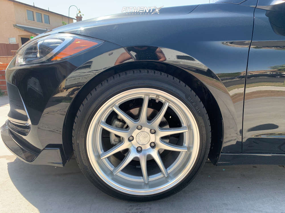 2018 Hyundai Elantra Limited with 18x9.5 Aodhan Ds02 and Advanta 235x40 ...