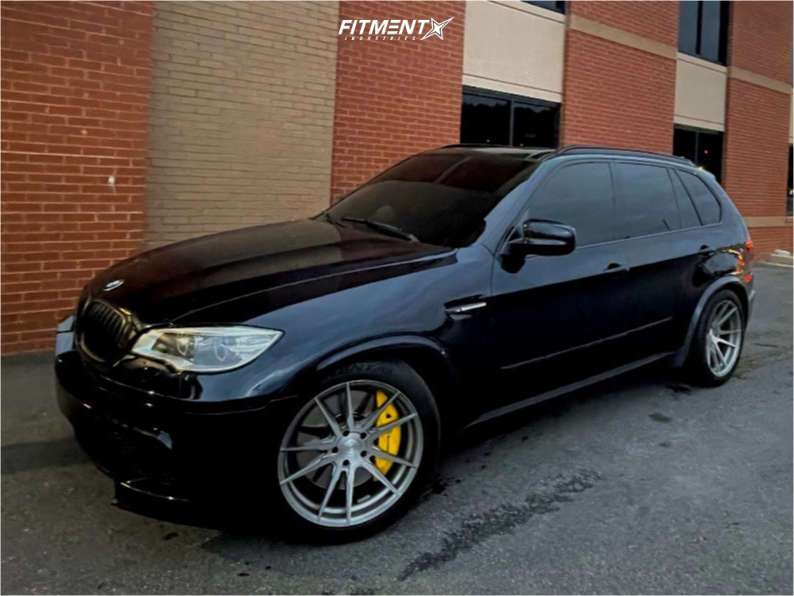 2013 BMW X5 M with 20x10 Rohana Rfx2 and Continental 275x40 on ...