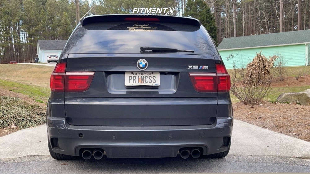 2013 BMW X5 M with 20x10 Rohana Rfx2 and Continental 275x40 on ...