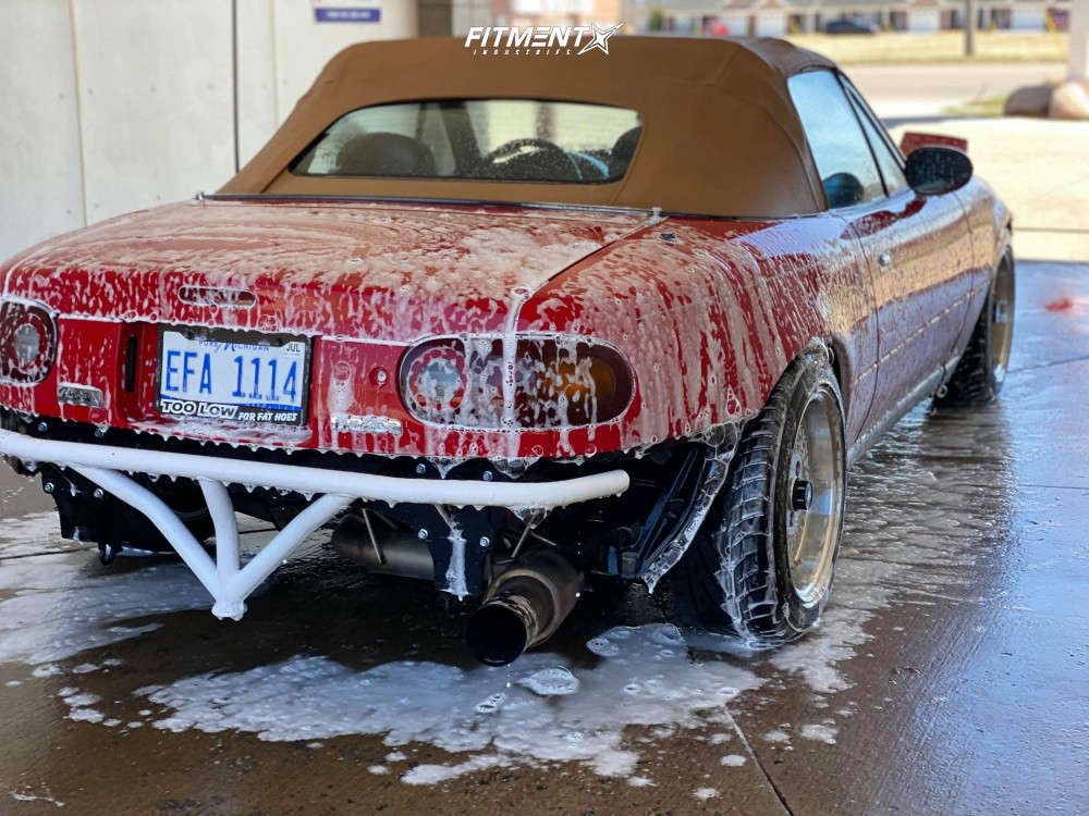 1991 Mazda MX-5 Miata Base with 15x8 Enkei 92 and Nitto 205x50 on ...