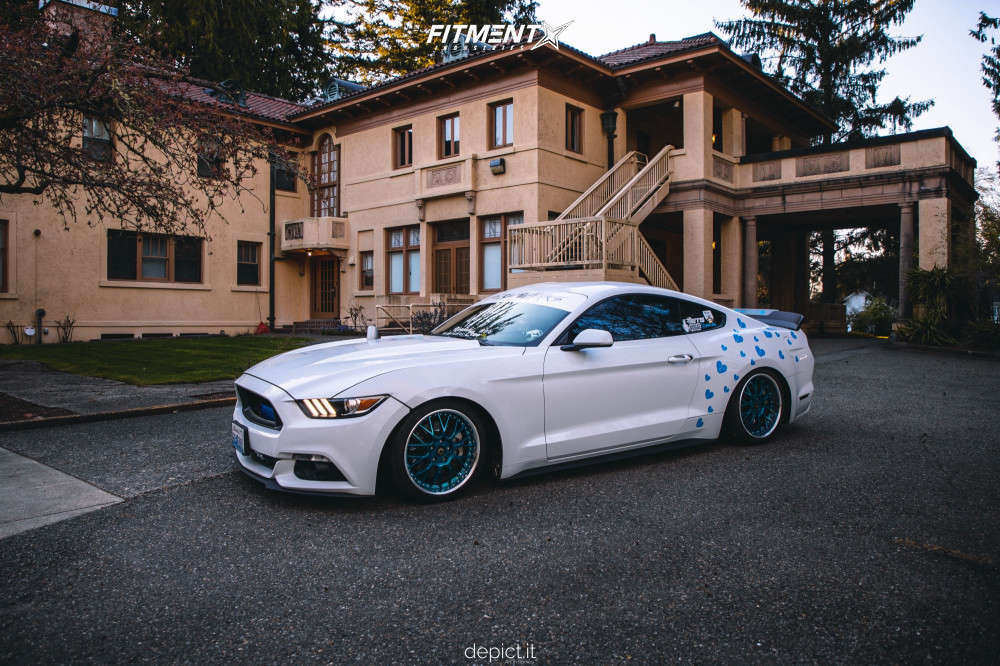 2015 Ford Mustang EcoBoost with 18x8.5 Work Vs Xx and Federal 215x35 on ...