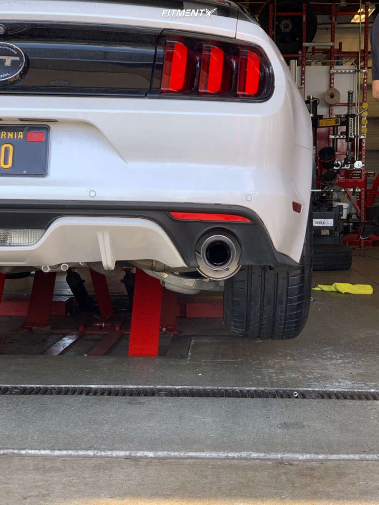 2017 Ford Mustang GT Premium with 19x10 Project 6GR Seven and Michelin ...