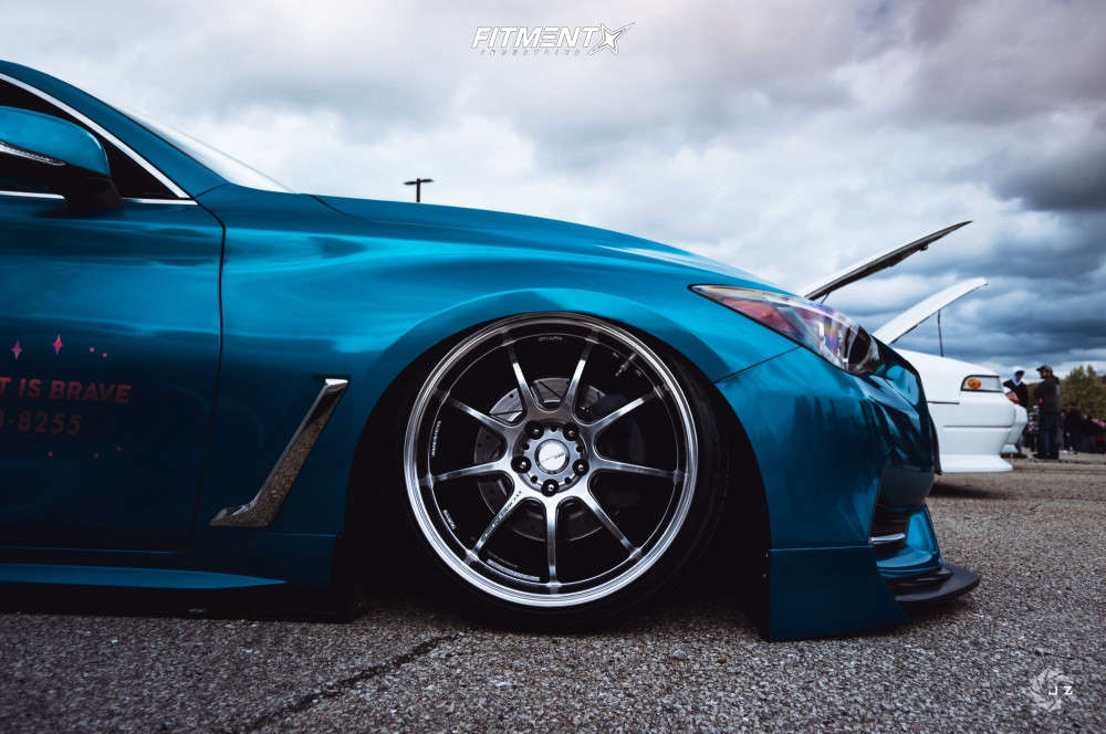 2017 INFINITI Q60 3.0 with 19x9.5 Work D9r and Toyo Tires 265x30 on Air ...