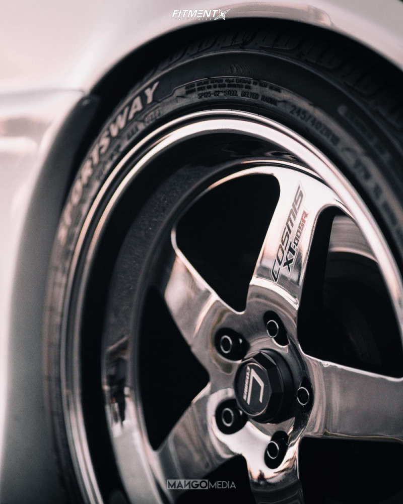 1998 Toyota Chaser Base with 18x9 Cosmis Racing Xt-005r and Bridgestone ...