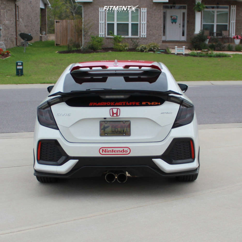 2019 Honda Civic Sport with 18x8.5 F1R F101 and Goodyear 225x40 on ...