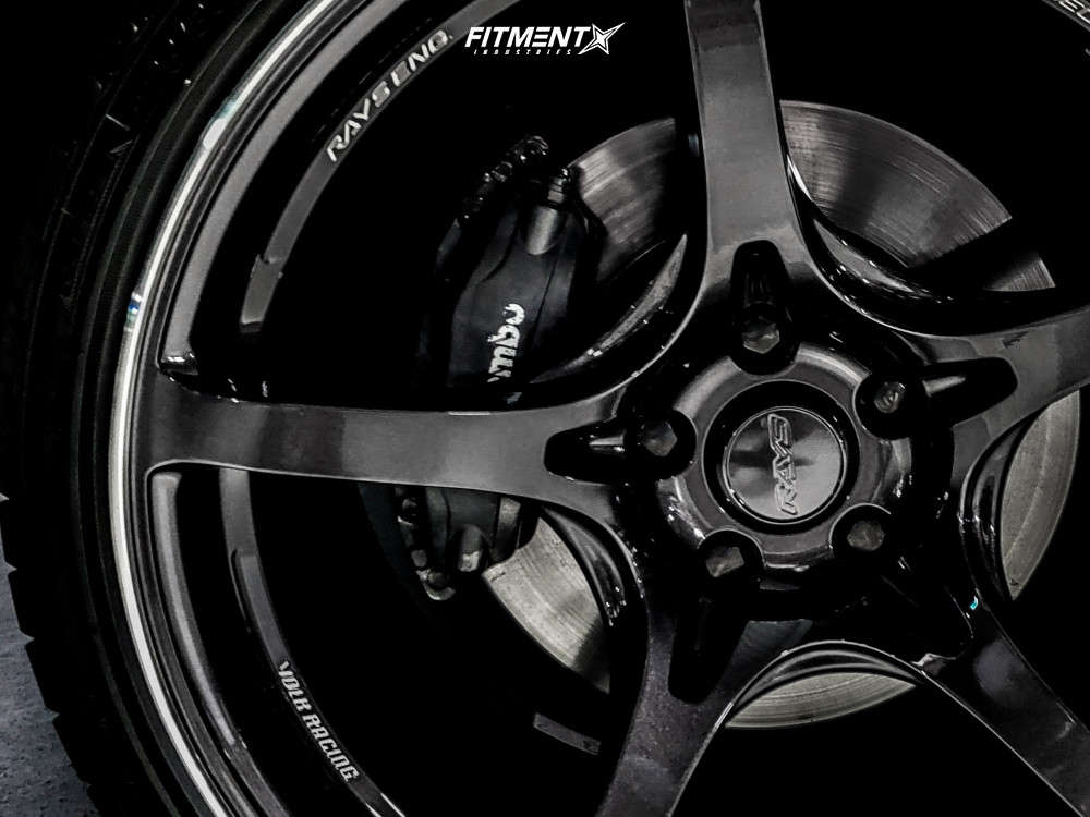 1998 Nissan Skyline R33 Base with 19x10.5 Rays Engineering G50 and ...