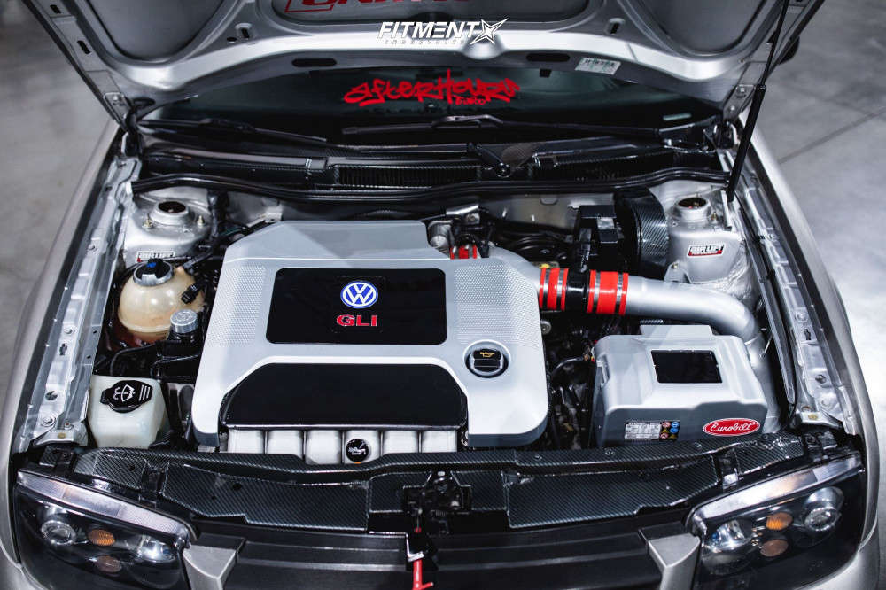 2004 Volkswagen Jetta GLI with 18x9 Avant Garde M540 and Accelera ...