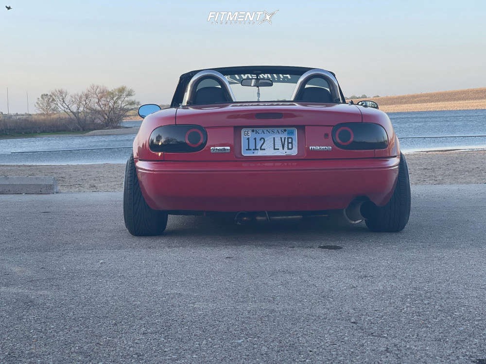 1991 Mazda MX-5 Miata Base with 15x8.5 BBS Rs and Toyo Tires 195x45 on ...