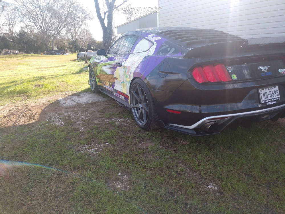 2015 Ford Mustang EcoBoost with 20x10 SVE Xs7 and Landsail 275x35 on ...