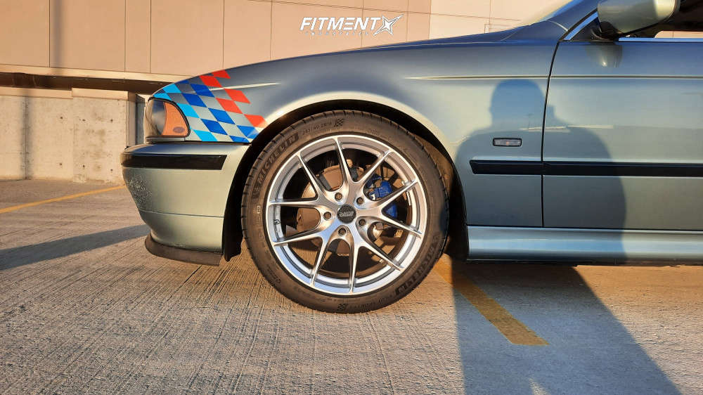 2001 BMW 525i Base with 18x8.5 ESR Rf2 and Michelin 245x40 on Stock ...