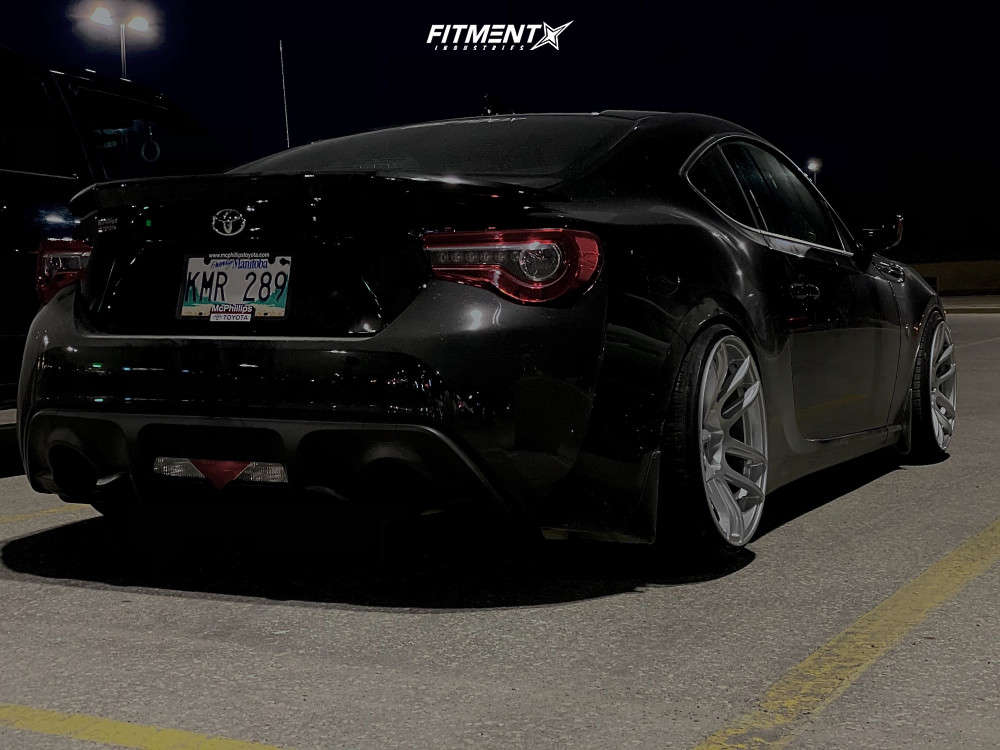 2020 Toyota 86 Base with 18x9.5 ESR Cs8 and Nankang 225x35 on Coilovers ...