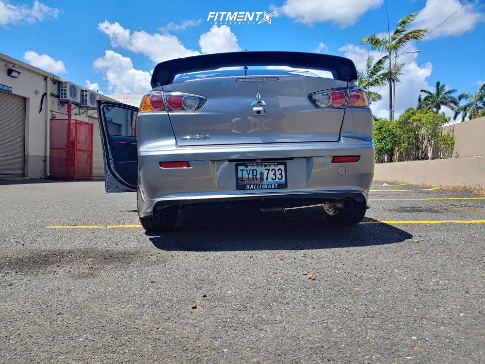 2017 Mitsubishi Lancer ES with 18x9.5 AVID1 AV6 and Kumho 225x45 on ...